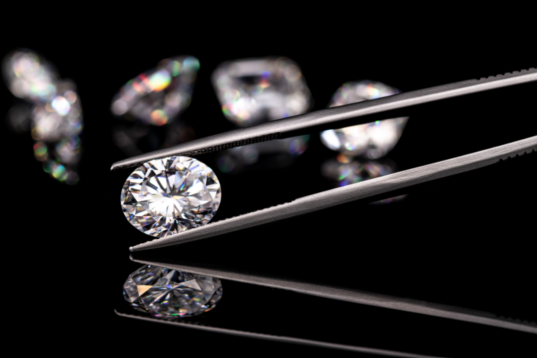 How to Choose the Perfect Diamond Shape for Your Style – Lola Ade